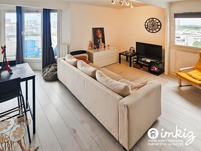 Évry, Centre-ville : Appartement 2 pièces à vendre