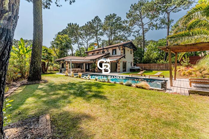 Maison à vendre - La Teste-de-Buch, Pyla sur Mer - 6 pièces - 5 chambres