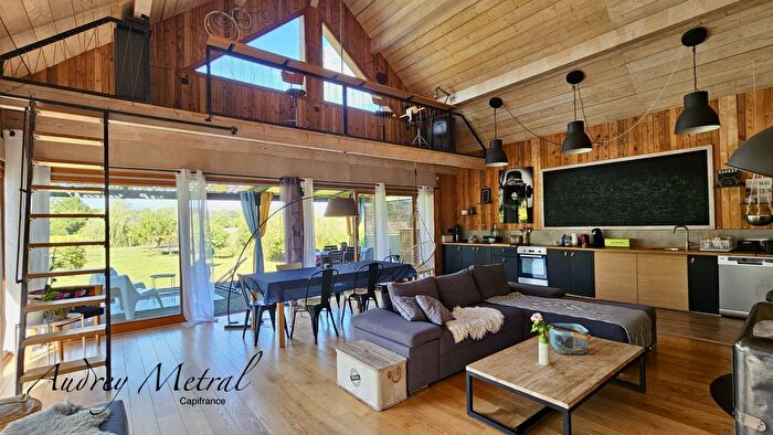 Maison 4 pièces à Vions, à vendre