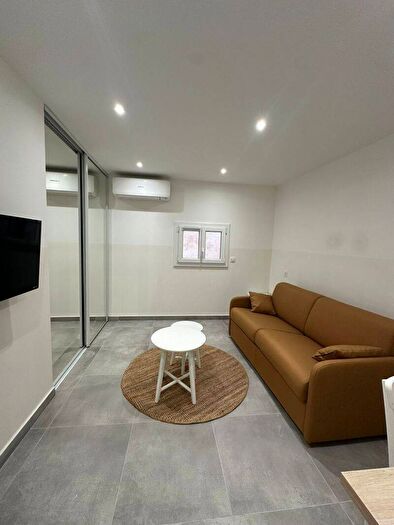 Appartement 5 pièces à louer - Madeleine, Nice