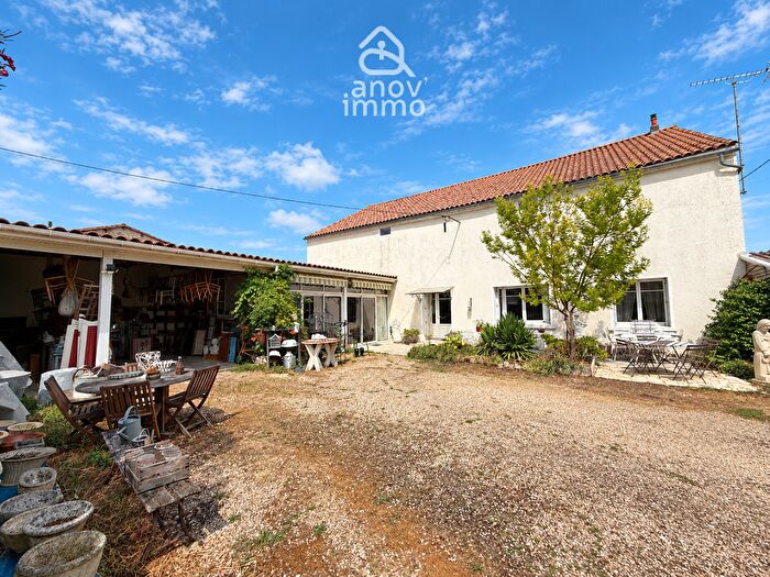 Maison 6 pièces à vendre à La Couronne