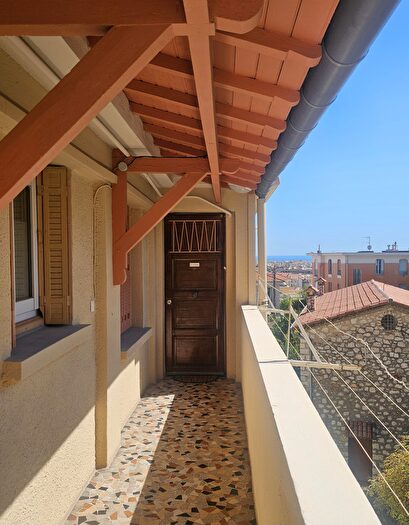 Appartement 3 pièces à Nice, Parc Impérial, Le Piol, à louer