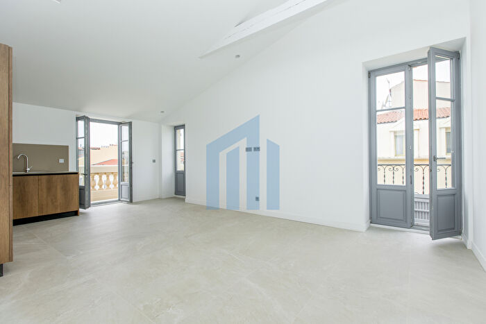 Maisons à vendre et appartements à louer - 1
