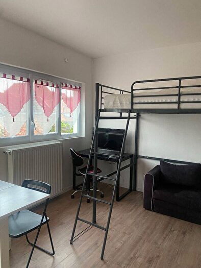 Castors-Aviateurs, Saint-Étienne-du-Rouvray : Appartement 1 pièce à louer