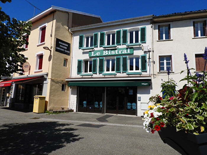 Maison à vendre - Saint-Rémy-sur-Durolle - 5 pièces - 3 chambres