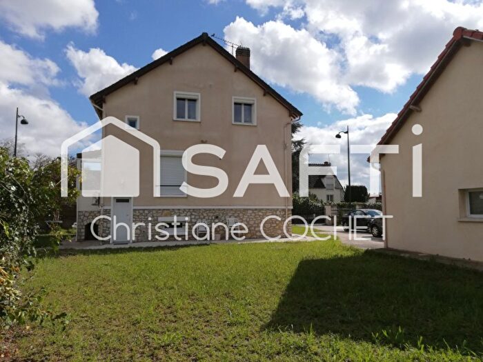 Maison à vendre - La Rochette - 6 pièces - 4 chambres