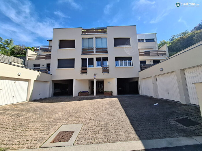 Montluçon, Croix Blanche, Diénat : Appartement 7 pièces à vendre