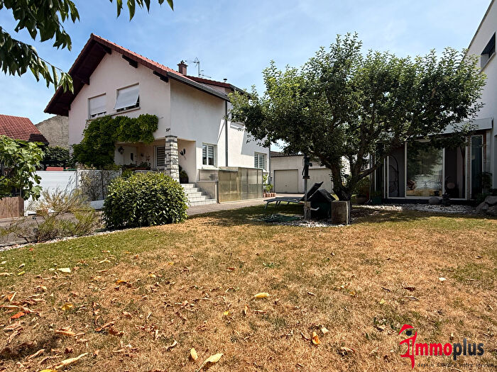 Village-Neuf : Maison 6 pièces à vendre