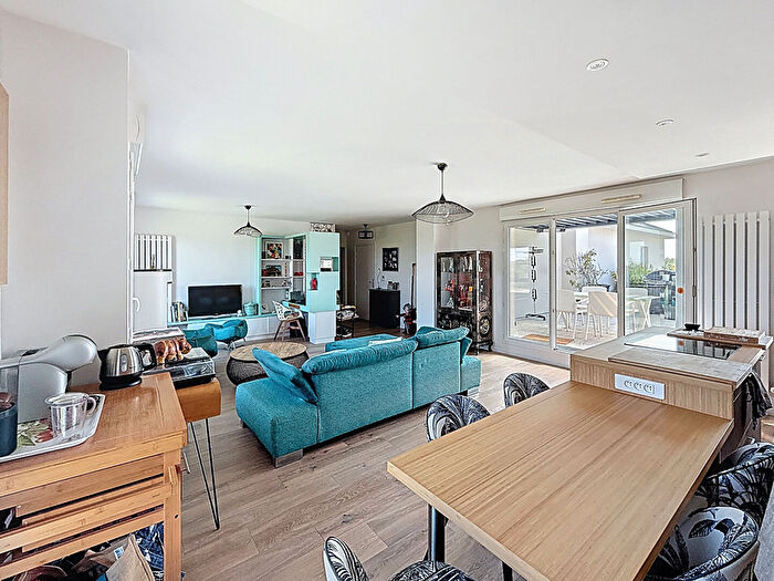 Appartement à vendre - Élancourt, Le Berceau, Les Réaux, La Commanderie - 4 pièces - 2 chambres