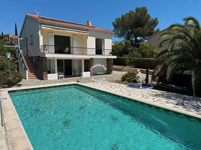 Saint-Raphaël, Plateau Notre-Dame : Maison 6 pièces à vendre