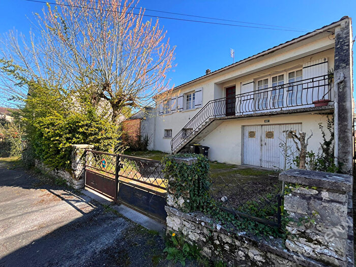 Maison à vendre - Bergerac, Centre-ville - 5 pièces - 3 chambres