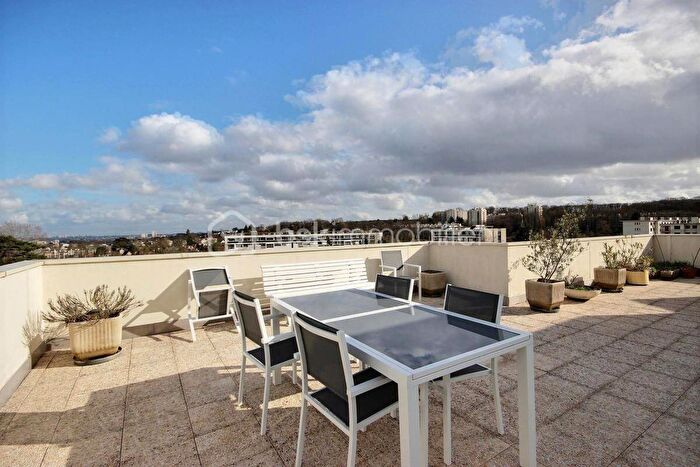 Appartement à louer - Centre-La Prairie, Ville-dAvray - 4 pièces - 2 chambres