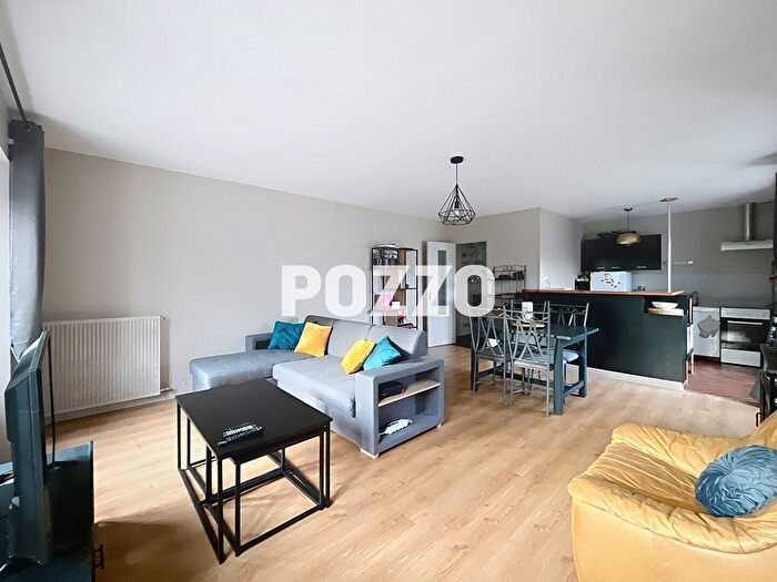 Appartement à louer - Villedieu-les-Poêles-Rouffigny - 2 pièces - 1 chambre