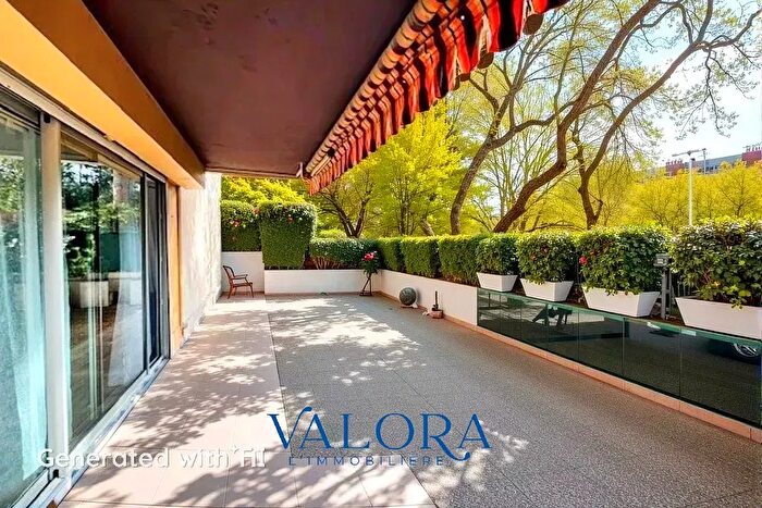 Appartement à vendre - Marseille e , Pointe Rouge - 4 pièces - 2 chambres