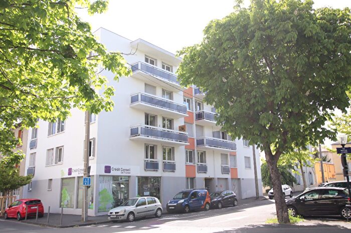 Appartement à louer - Clermont-Ferrand, Jaude, Fontgiève Saint-Alyre - 1 pièce