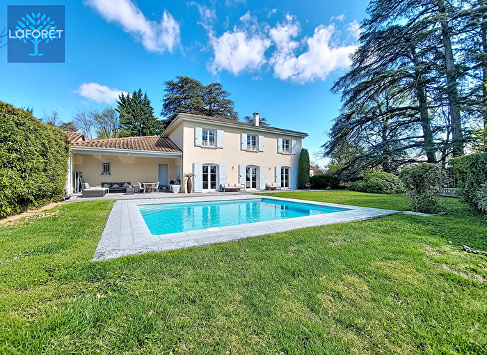 Vourles - Maison 7 pièces à vendre
