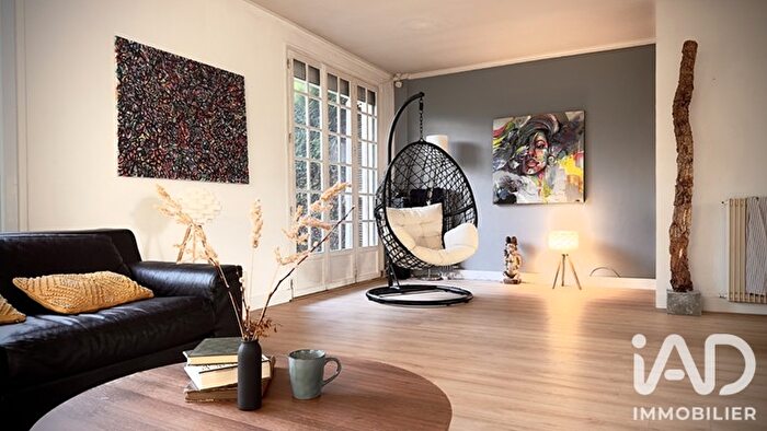 Bailly : Maison 7 pièces à vendre