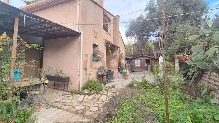 Maison à vendre - La Seyne-sur-Mer, Nord - 5 pièces - 3 chambres