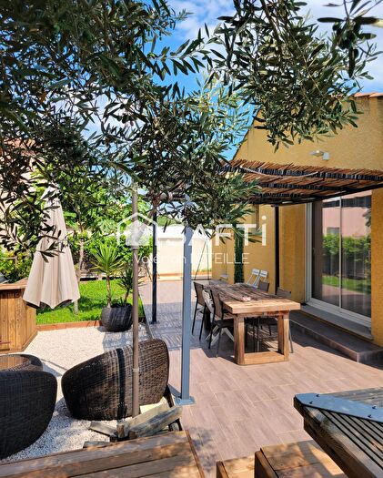 Maison à vendre - Gignac - 4 pièces - 3 chambres