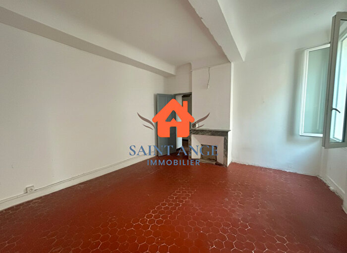 Appartement à louer - Toulon - 4 pièces - 3 chambres