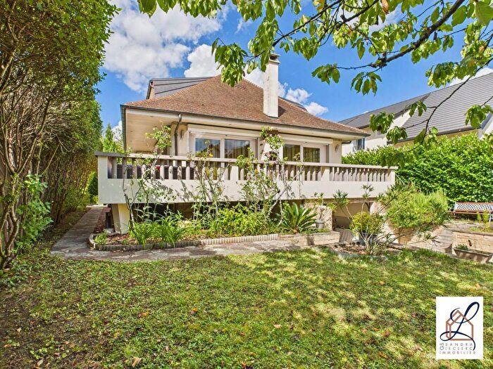 Maison à vendre - Sucy-en-Brie - 6 pièces - 4 chambres