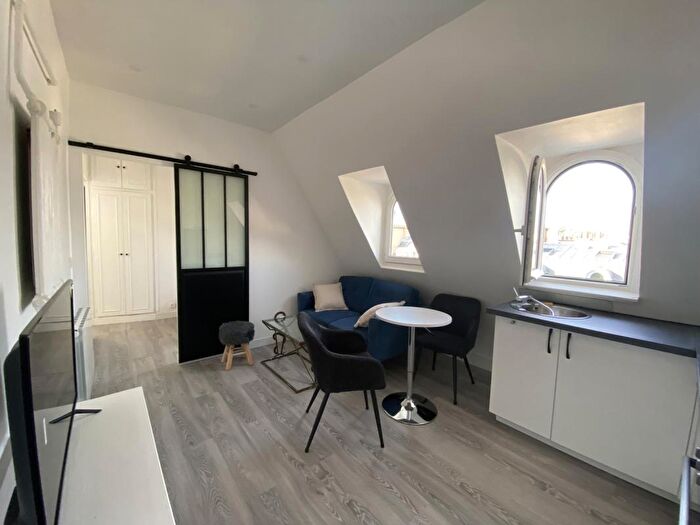 Appartement 1 pièce à Paris 15ème, Cambronne, Garibaldi, à louer