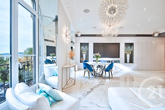 Appartement à vendre - Nice, Cimiez - 4 pièces - 3 chambres