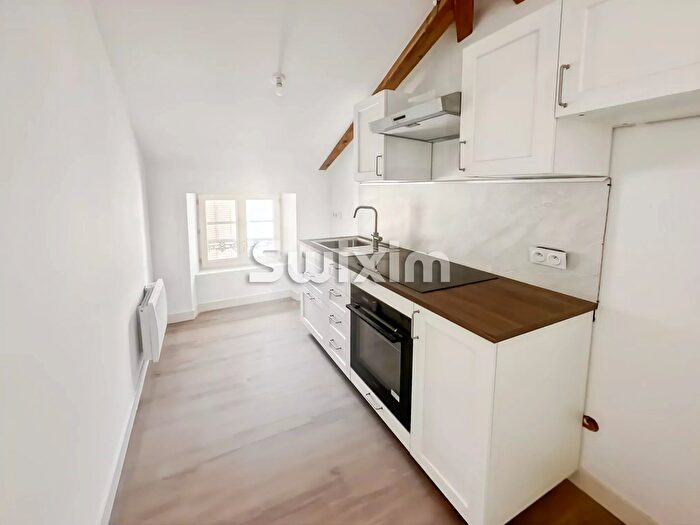Appartement 3 pièces à Orange, Centre-ville, à louer
