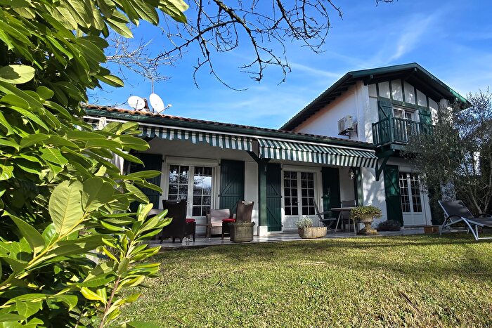 Maison à vendre - Arbonne - 6 pièces - 4 chambres