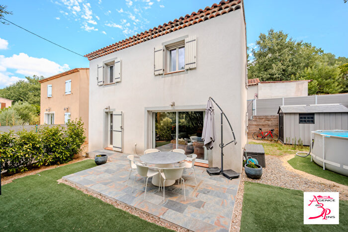 Pierrefeu-du-Var - Maison 4 pièces à vendre
