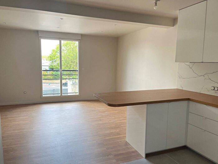 Appartement à louer - Savreau, Boissy-Saint-Léger - 3 pièces - 2 chambres