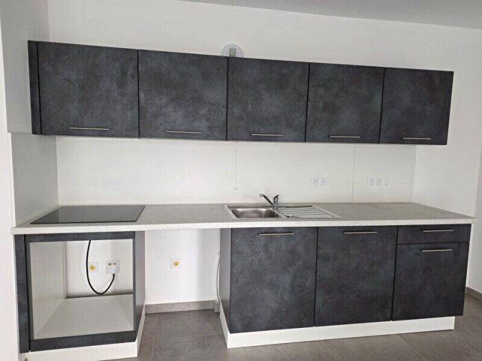 Saint-Pierre-De-Féric, Nice - Appartement 3 pièces à louer