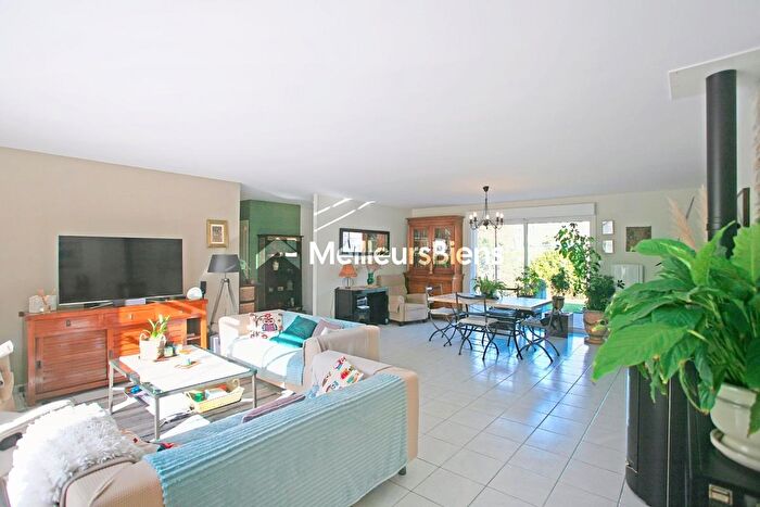 Maison à vendre - Saint-Morillon - 6 pièces - 4 chambres