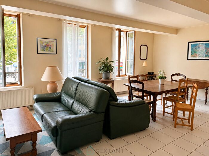 Mantes-la-Jolie, Centre-ville - Appartement 4 pièces à vendre