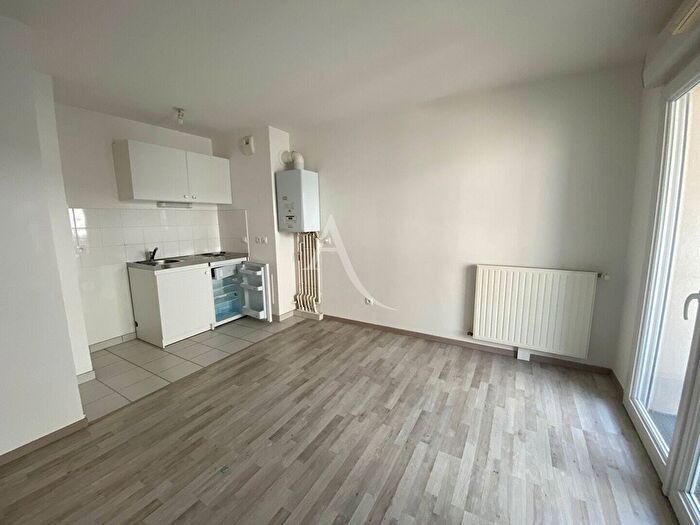 Appartement à louer - Chene Vert-Centre Ville, Saint Barthelemy d Anjou - 2 pièces - 1 chambre