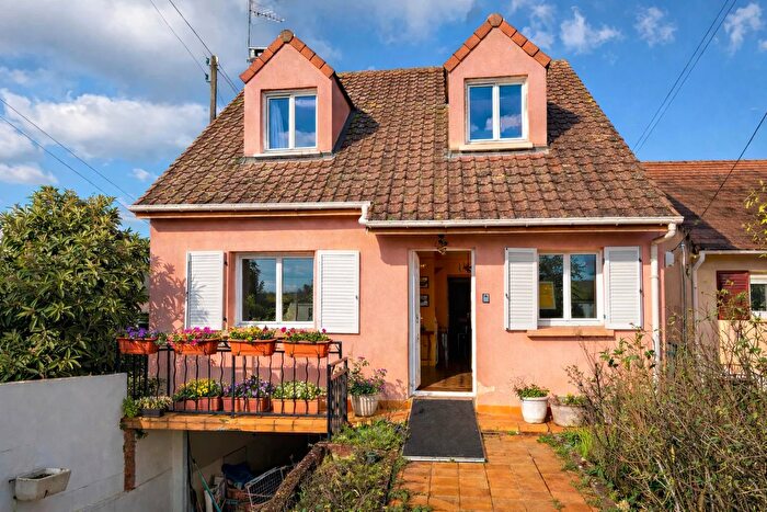 Maison à vendre - Égly - 4 pièces - 3 chambres