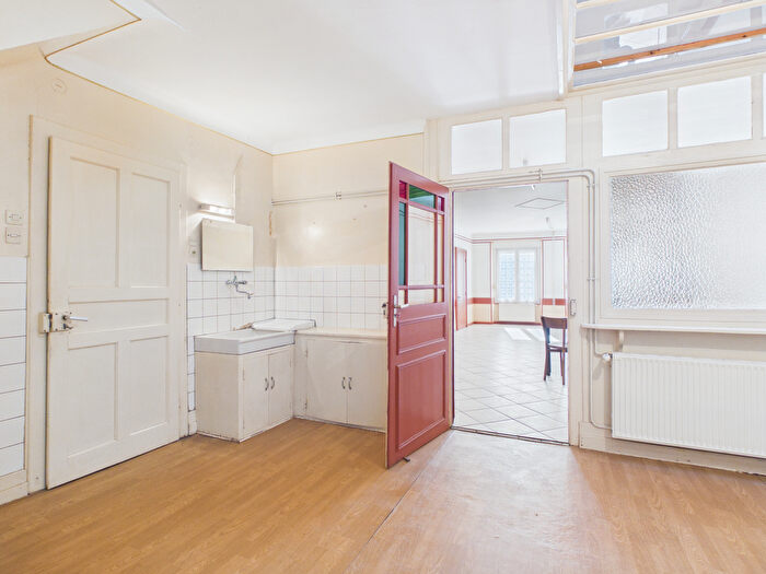 Maison à vendre - Vannecourt - 5 pièces - 4 chambres