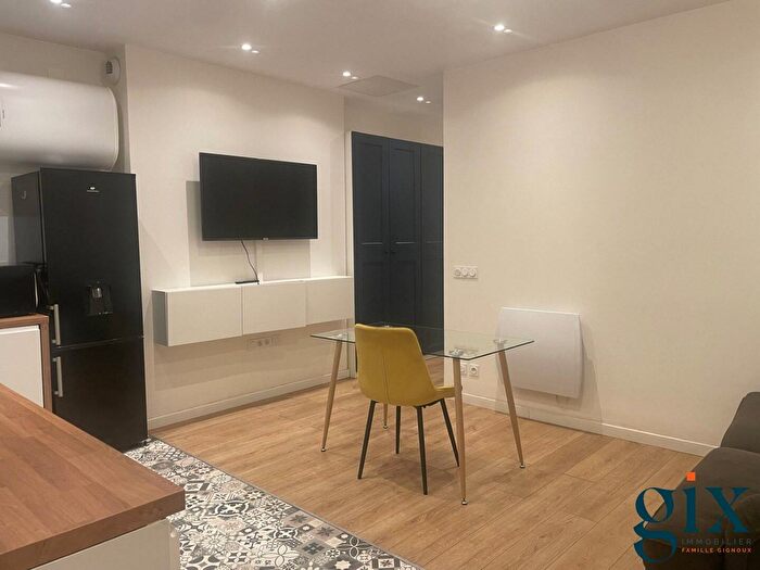 Appartement à louer - Saint Laurent, Grenoble - 3 pièces - 2 chambres