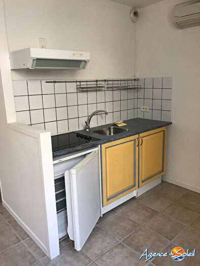 Appartement à louer - Narbonne, Saint-Jean, Saint-Pierre - 1 pièce