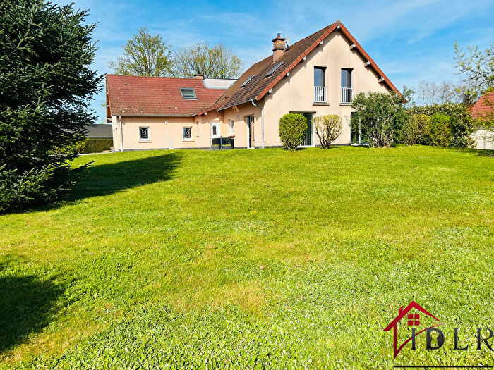 Maison 8 pièces à Magny-Vernois, à vendre