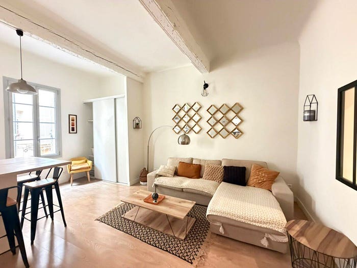 Centre Ville, Aix-en-Provence - Appartement 3 pièces à louer