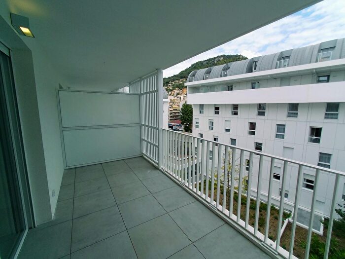 Appartement à louer - Nice, Saint-Roch - 2 pièces - 1 chambre