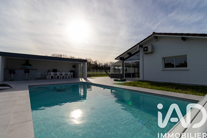 Maison à vendre - Peyrehorade - 6 pièces - 4 chambres