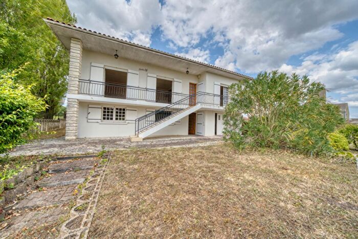 Maison à vendre - Breuillet - 6 pièces - 4 chambres