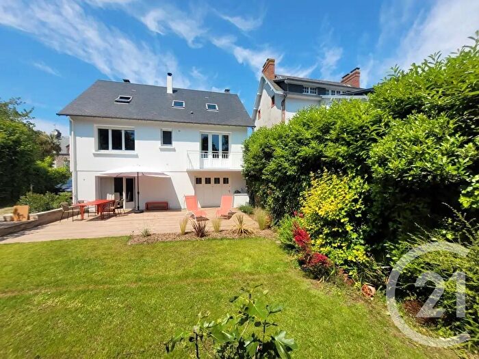 Maison à vendre - Barneville-Carteret - 7 pièces - 4 chambres