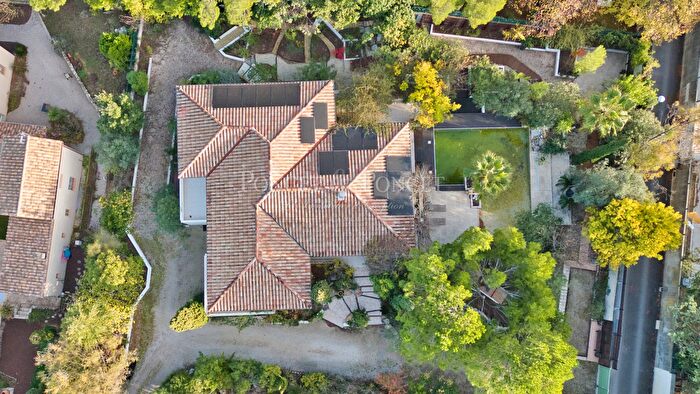 Maison à vendre - Saint-Jean-de-Védas - 6 pièces - 5 chambres