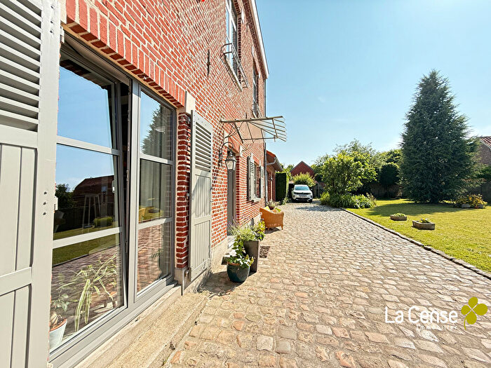 Maison à vendre - Ennevelin - 8 pièces - 5 chambres