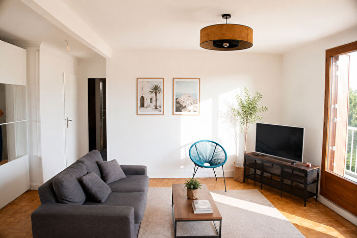 Viroflay, Rive Droite, Gare - Appartement 2 pièces à vendre