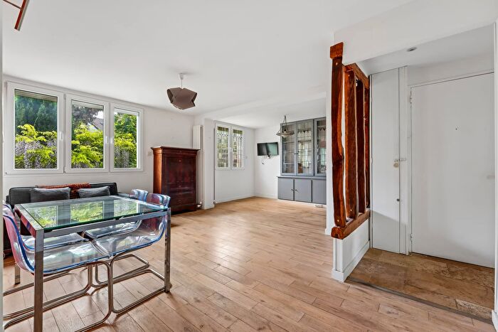 Viroflay, Haras - Appartement 3 pièces à vendre