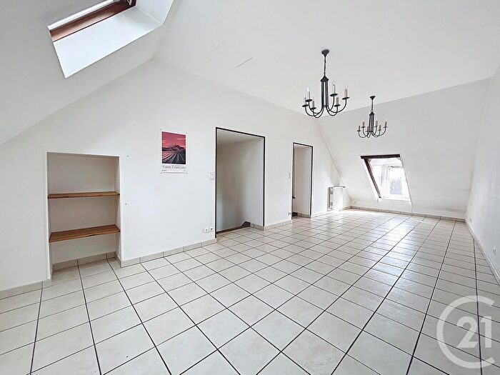 Appartement à louer - Saint-Pourçain-sur-Sioule - 2 pièces - 1 chambre